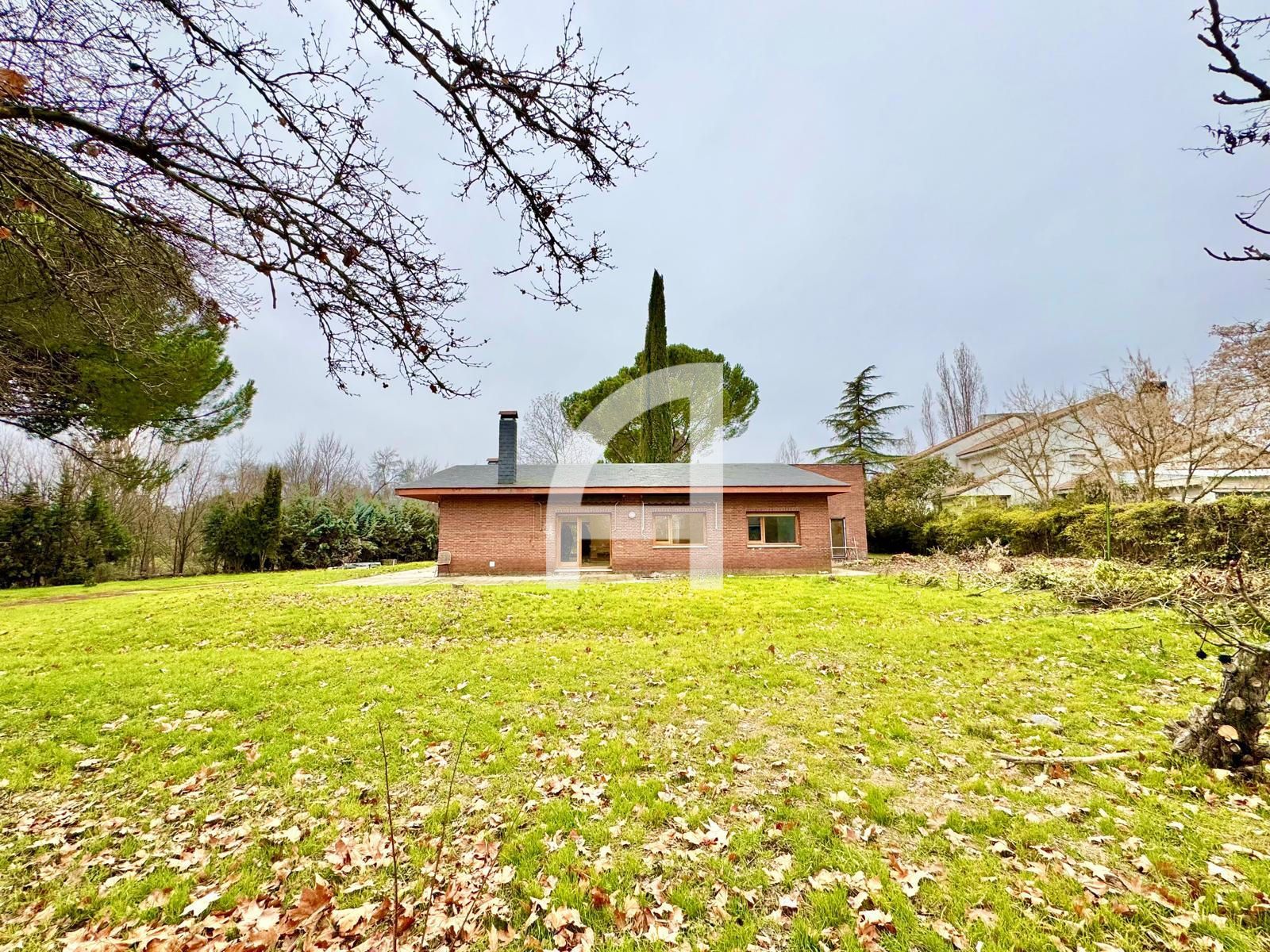 ELEGANCIA Y PRIVACIDAD EN VILLAFRANCA DEL CASTILLO | Ref: 16819